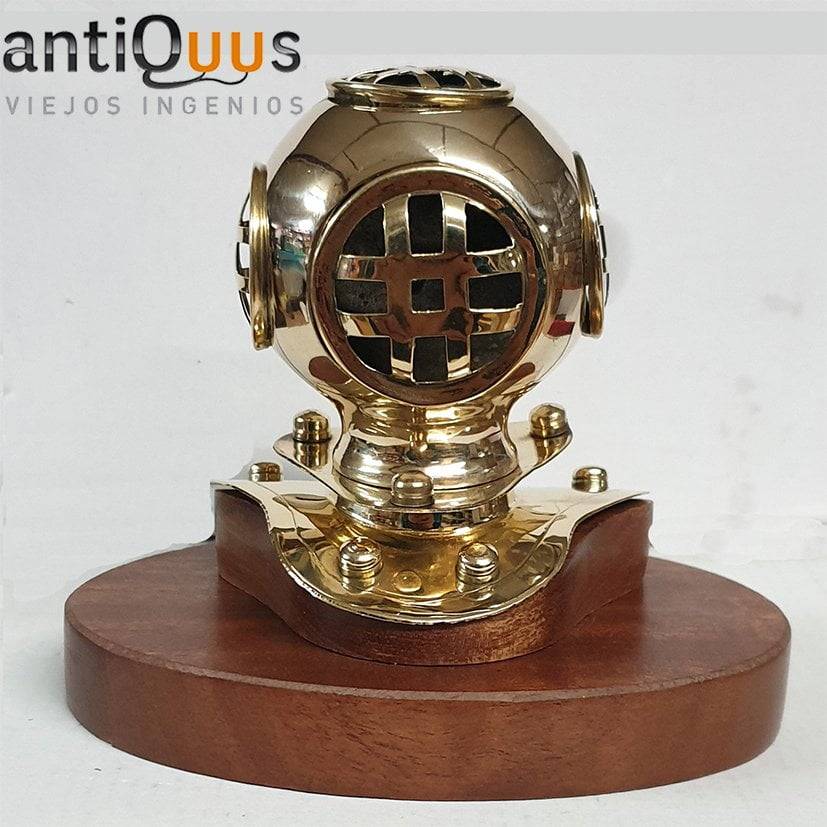 Escafandra antigua - Antiquus